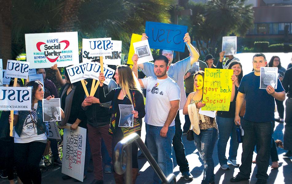 SJSU Students Protest Cuts - La Voz News